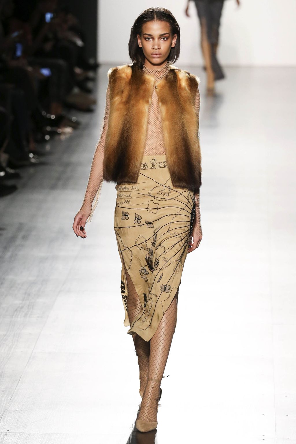 Dennis Basso F/W 17 womenswear #31 - Tagwalk: The Fashion Search Engine